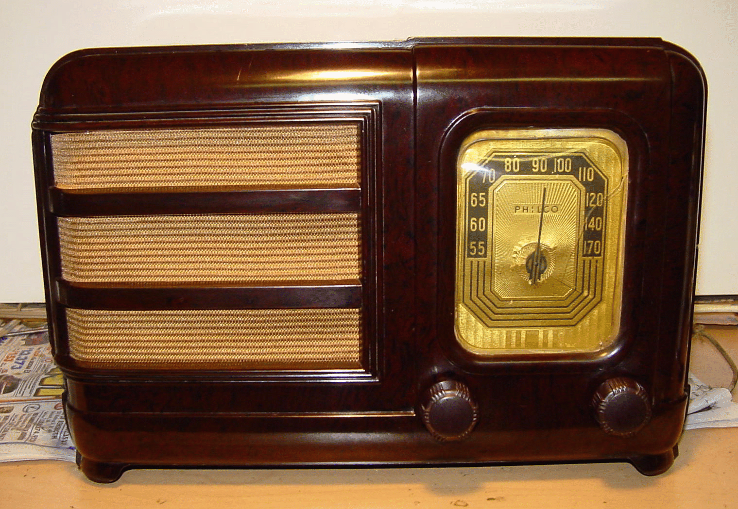 Philco Model 38-12CB Tube Radio