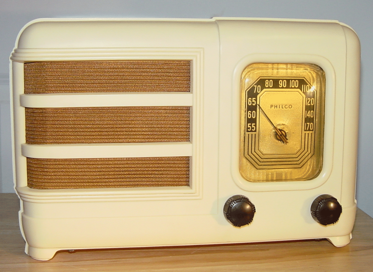 Philco Model 38-12CB Tube Radio