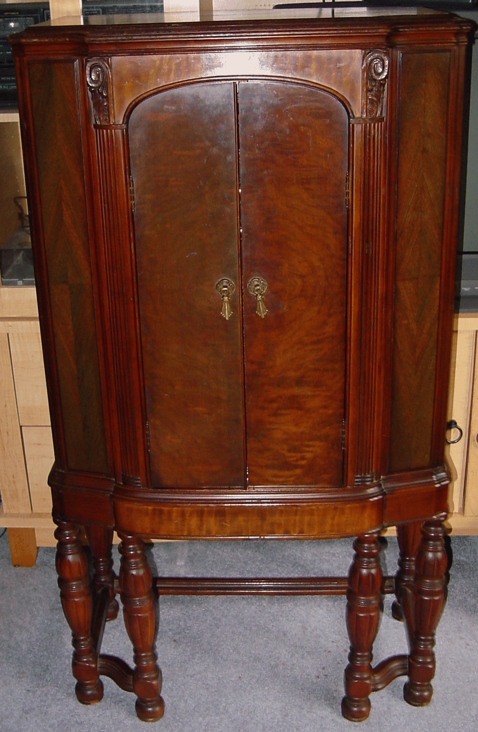 Philco Model 91D (91) Console Radio (1933)