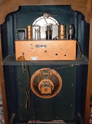 Zenith Model 6-S-254 Console Radio (1938)